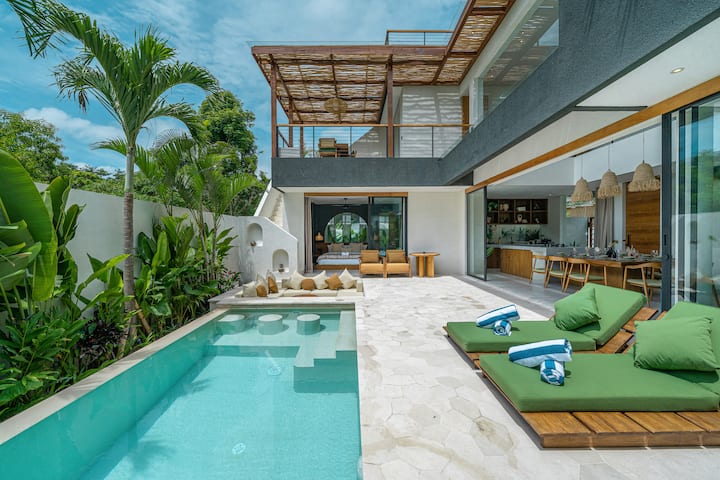Uluwatu 3br Villa With Rooftop, Bbq & Sunset Views - Uluwatu