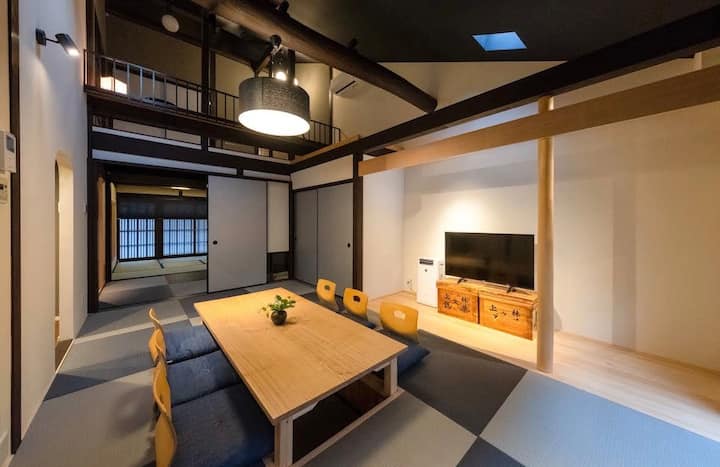 無礙庵 金閣町家（澄） 宽敞的京町屋／北野天满宫徒步7分／金阁寺徒步12分／地暖／庭院／安静街区 - Kyoto