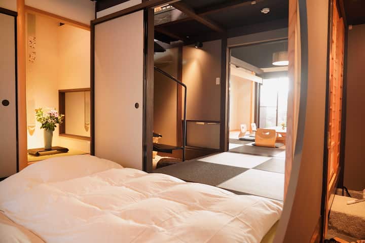 無礙庵 金閣町家（澄） 宽敞的京町屋／北野天满宫徒步7分／金阁寺徒步12分／地暖／庭院／安静街区 - Kyoto