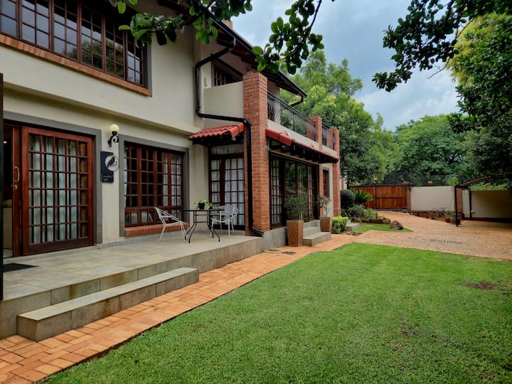 Black Cuckoo | Signature Main Unit - Pretoria