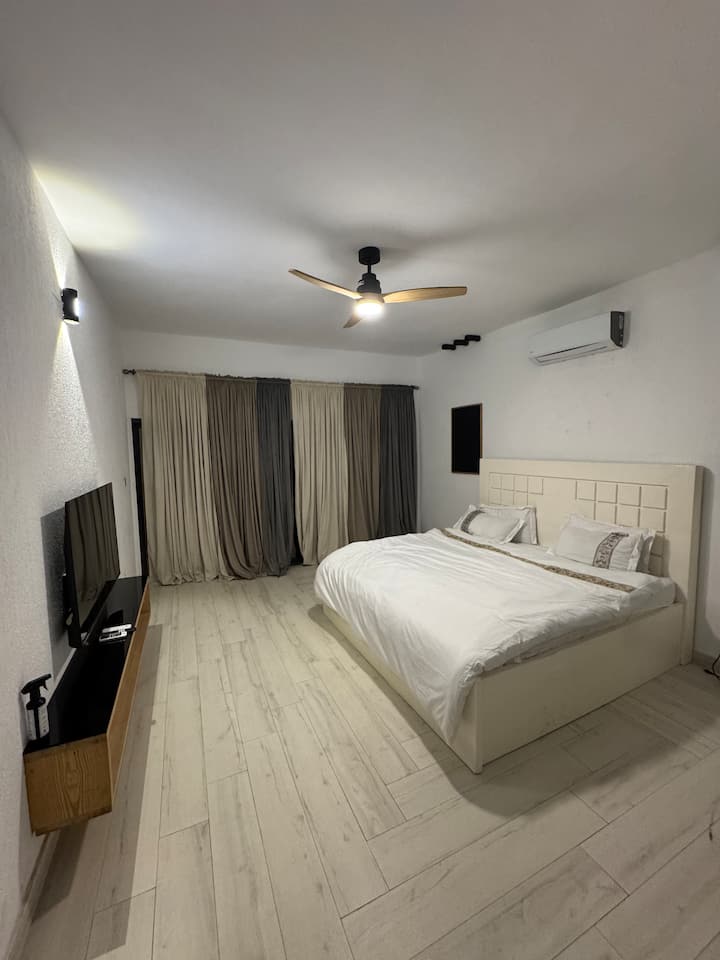 Logement Spacieux à 15 Min Du Centre-ville - Côte d'Ivoire