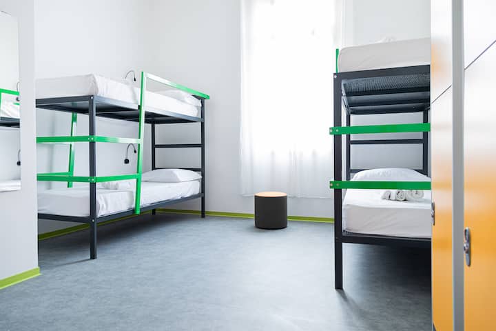 Cozy & Warm Family Room For 4 @Bohoostel - Bologne