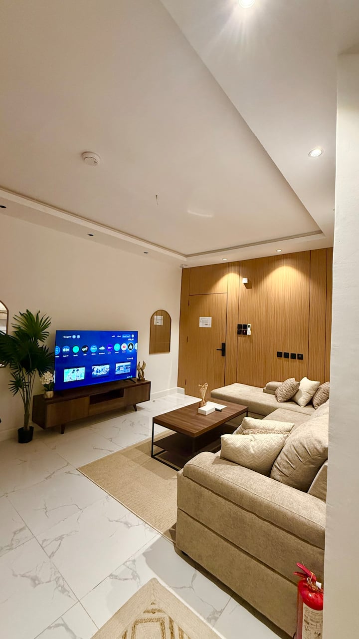 غرفه وصاله بفناء خارجي - Saudi Arabia