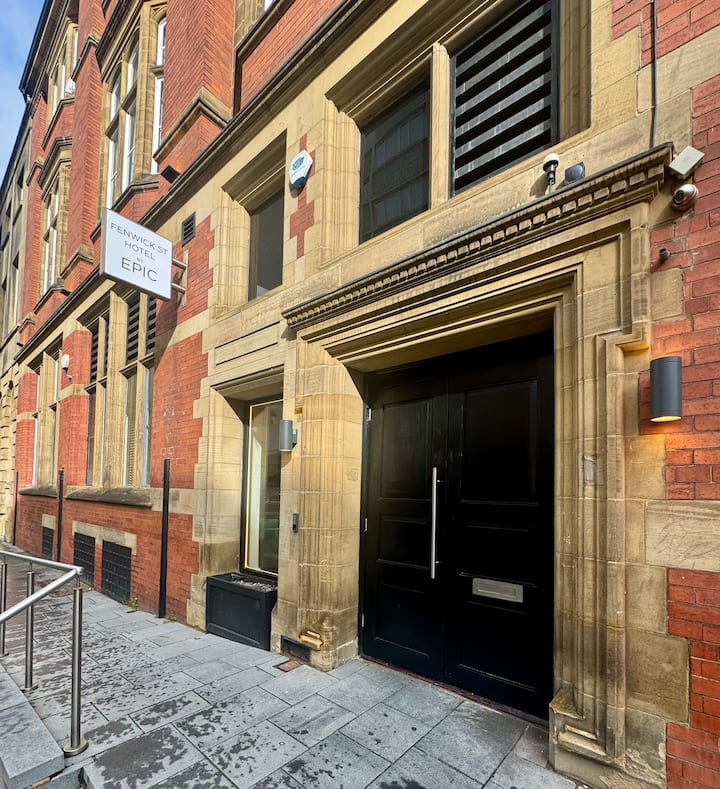 Superior Twin Room - Liverpool