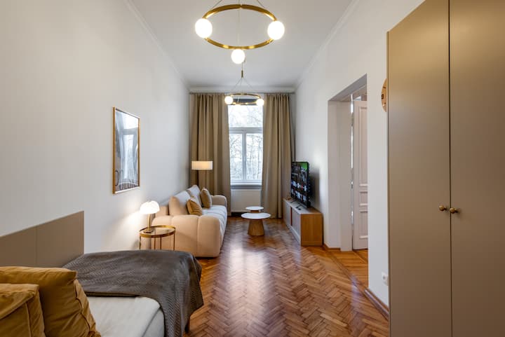 Classic Vintage Stay • City Centre Suite • By Cota - Cracovia