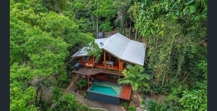 Treehouse On Barron River - Brand New Listing - Australia