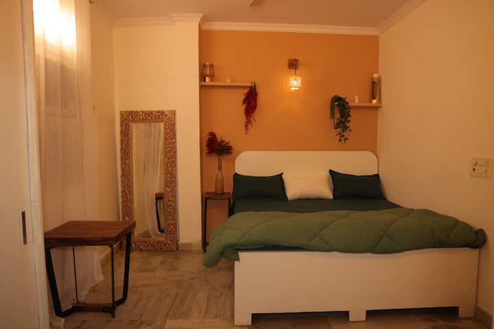 Amber Heaven ! ! ! Couple-friendly - Neu Delhi