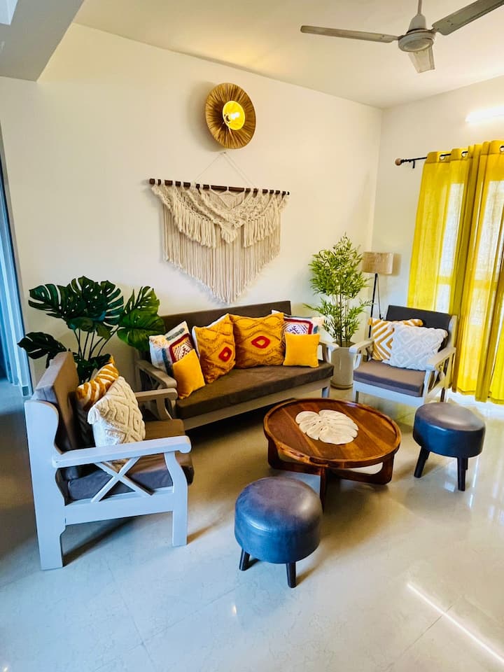 Casa Luna | Boho 2bhk | 700 M From Varca Beach - Goa