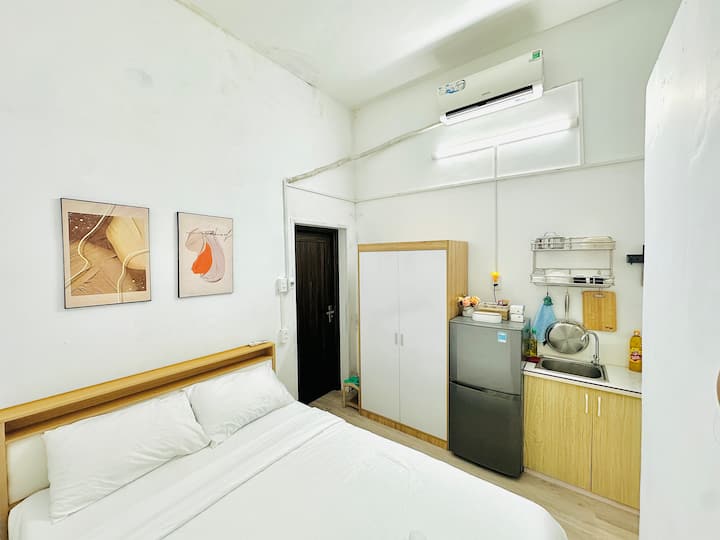Room 206 | Full Furnished In Bui Vien - Thành phố Hồ Chí Minh