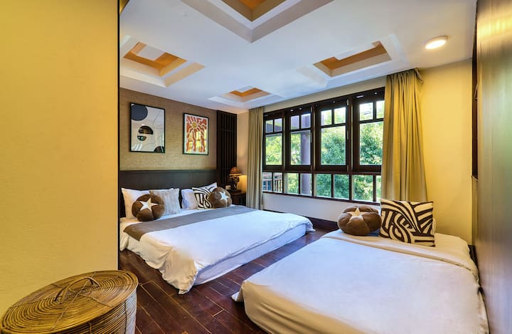 Cozy Triple Room W/ Living Area & Beach Access - Ko Samui, Island