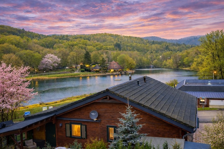 Das Schönste 5-sterne-wellness-haus Direkt Am See - Spessart