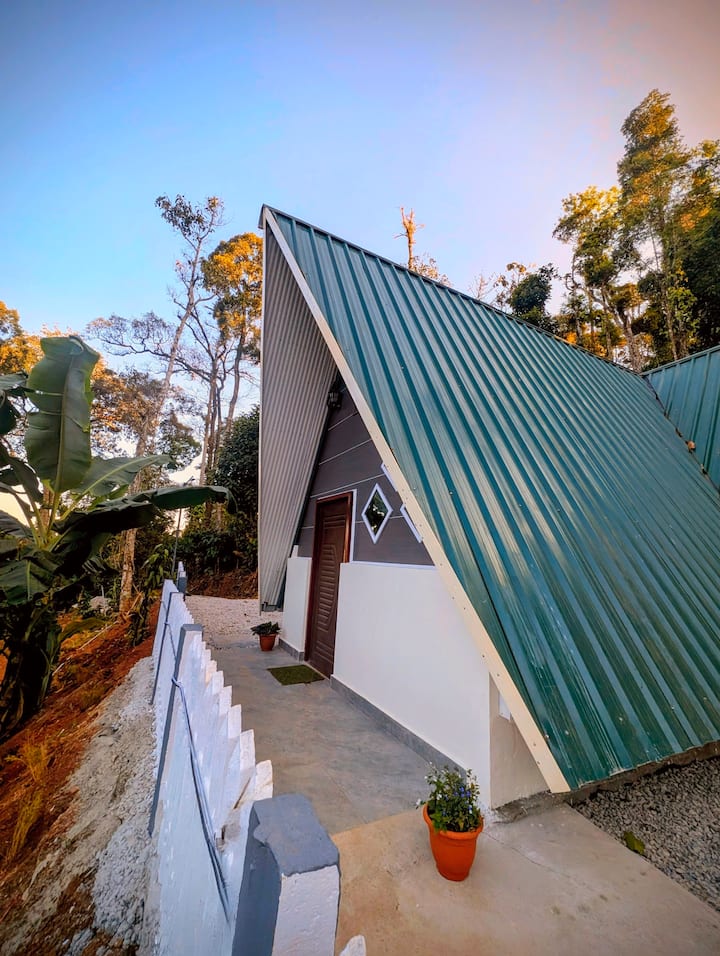 Coorgology Tripeak Villa - Kodagu