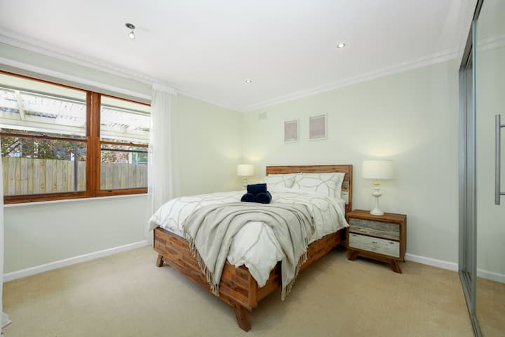 Seednest | Modern Family Garden & Bbq Retreat - Geelong