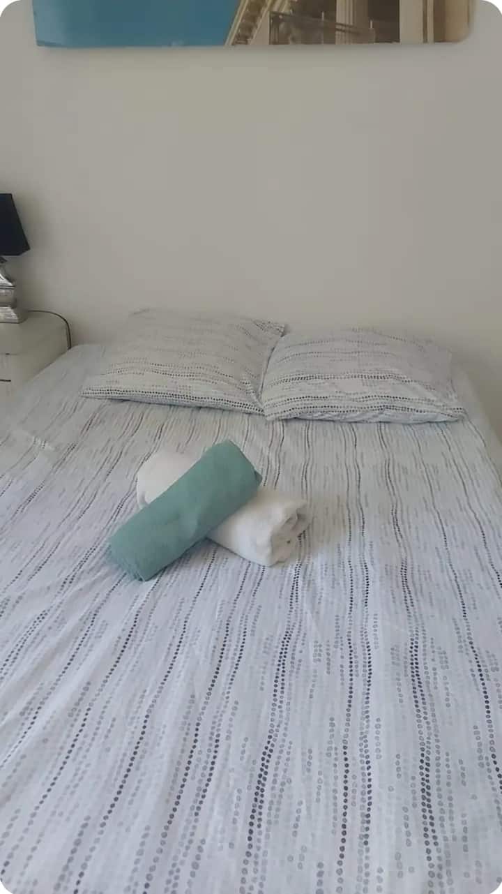 Grand Studio Au Calme Proche De La Gare - Besançon