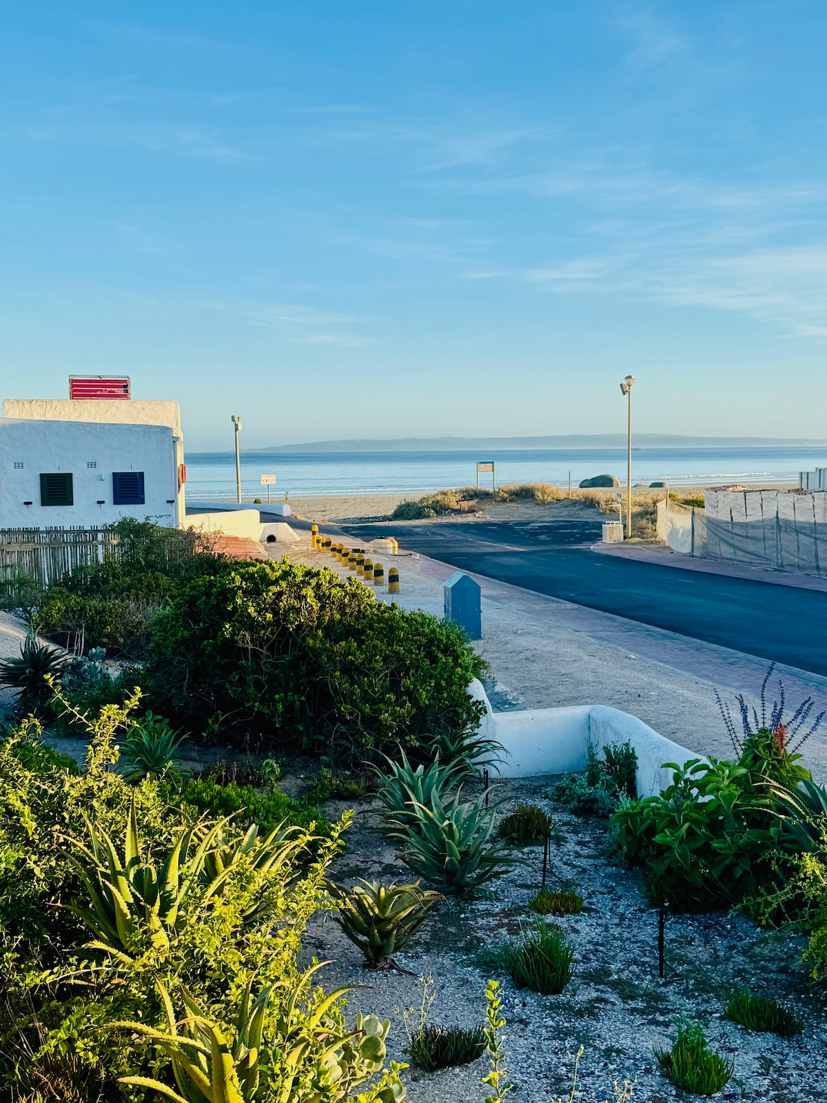 Casa de campo junto al mar a pocos pasos de Paternoster Beach - Casas ...