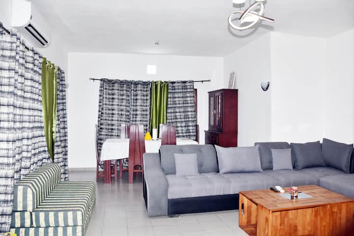 Fidjrosse Maison Plage 4 Pièces - Cotonou