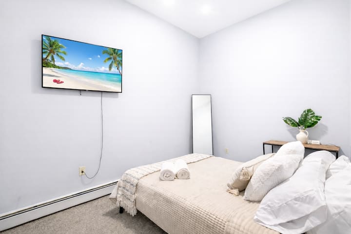 Close To Albany Clean Cozy & Comfortable Stay - トロイ, NY