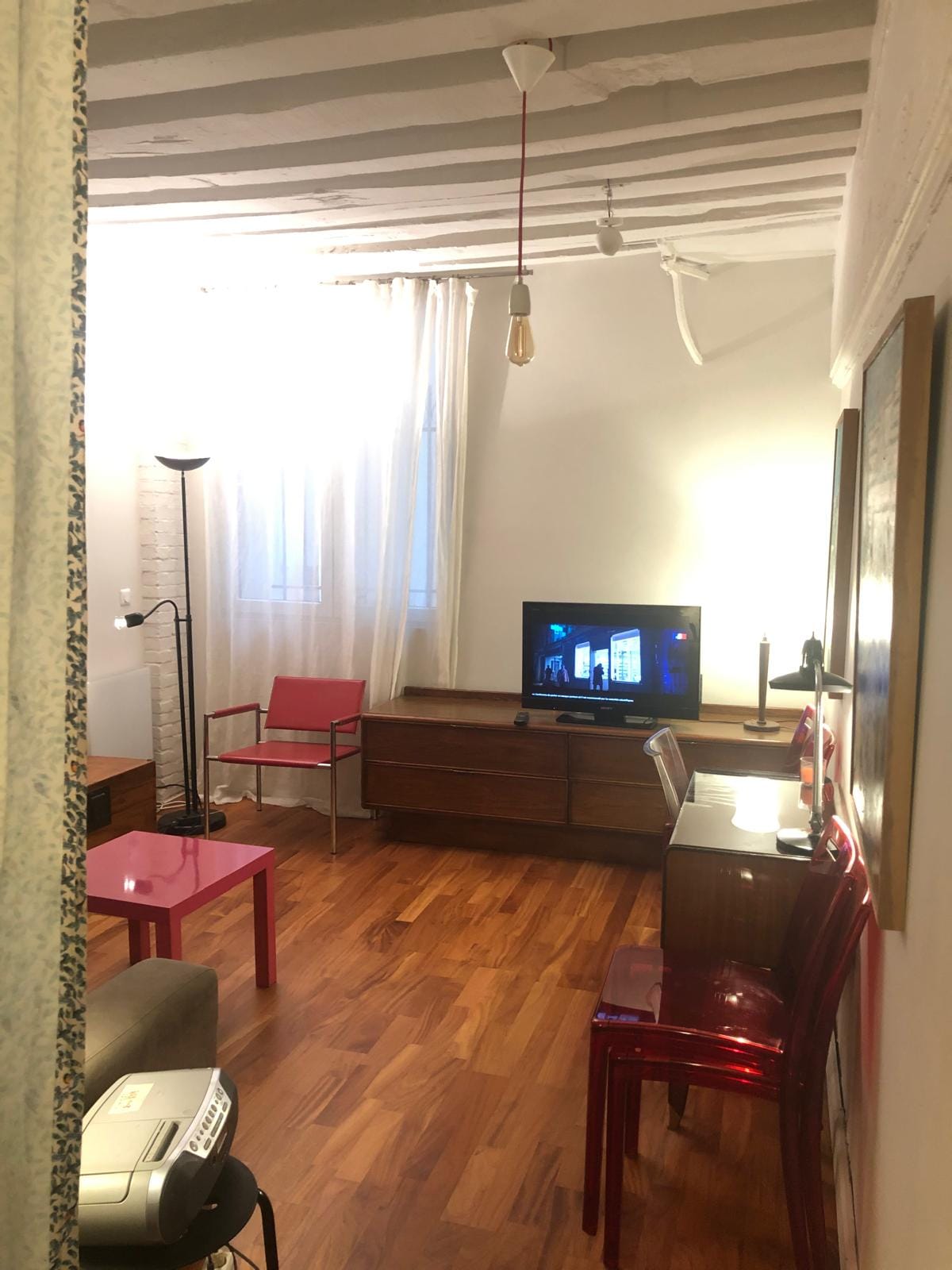 Studio next to Pantheon - Flats for Rent in Paris, Île-de-France ...