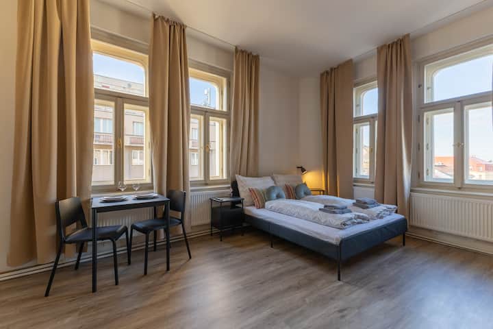 Stay Inn | Perfect City Base | Central Prague - Prag