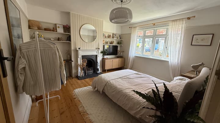 Charming 1930s Garden Flat Near Peckham Rye - London