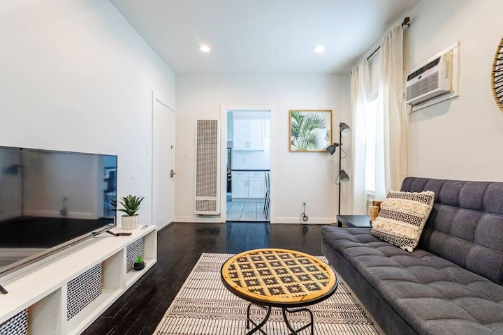 Bright Venice Beach Top Floor 1 Br By Abbot Kinney - Marina del Rey, CA