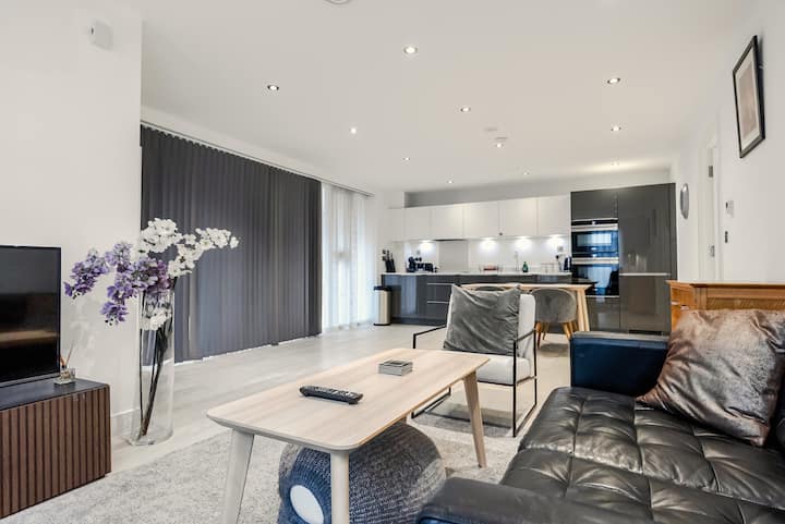 2-bedroom 2-bathroom Flat - Central Station - Cambridge