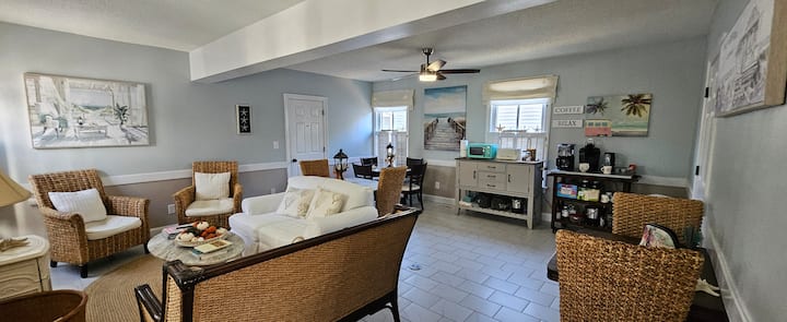 Barclay Cottage - Virginia Beach, VA