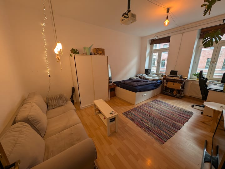 Lovely Two-room Apartment Close To The Center - Leipzig