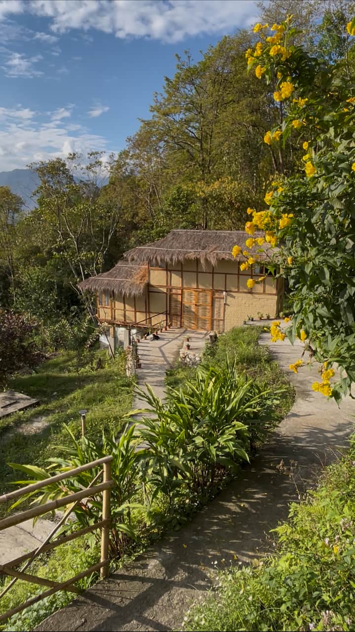 Unique Family Cottage In A Himalayan Village - Kalimpong