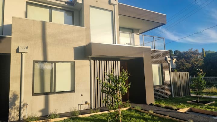 Brand New Townhouse In Braybrook - St Albans, Australia