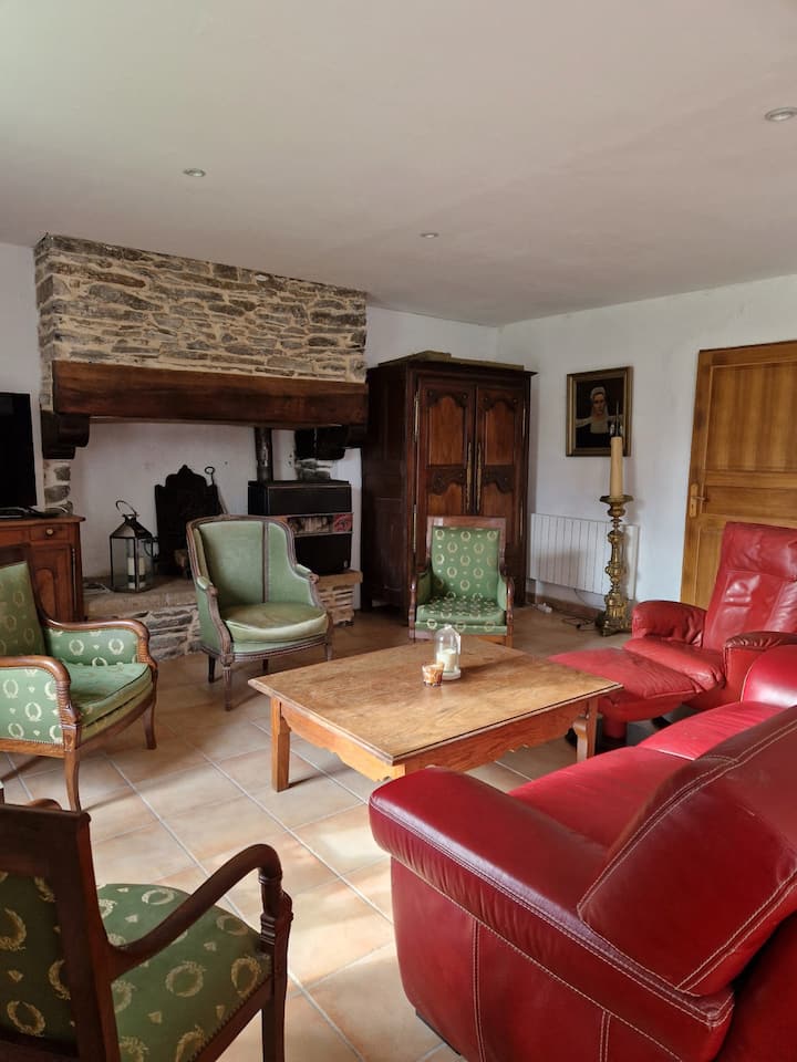 Spacieuse Villa - Bourg De Clohars, Plages à 5 Min - Clohars-Carnoët