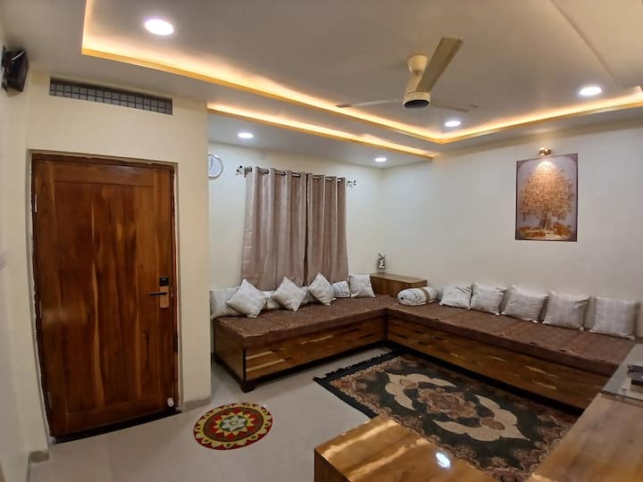 Shivaom Family Homestay - Ujjain