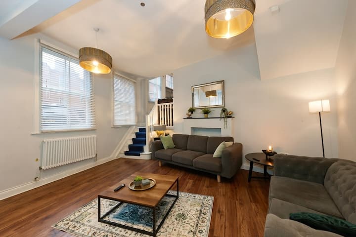 Lt Stay: Sleeps 8, City Centre, Fully Equipped - Nottingham