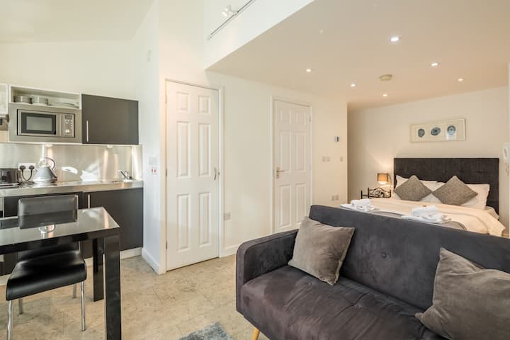 Contemporary City-centre Studio For 3 | Cambridge - Cambridge
