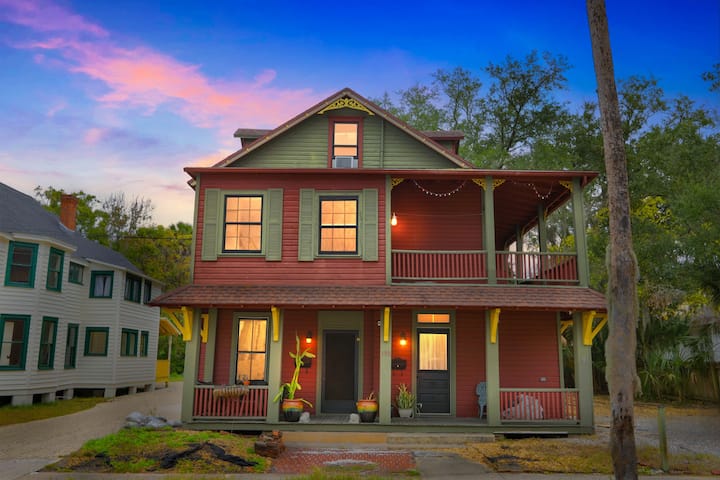 Lux St. Augustine Retreat | 5 Min To Downtown! - St. Augustine, FL