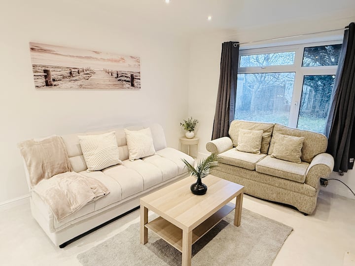 Meon House 3 Bed Luxury With 2 Kings And 1 Double. - Hayling Island