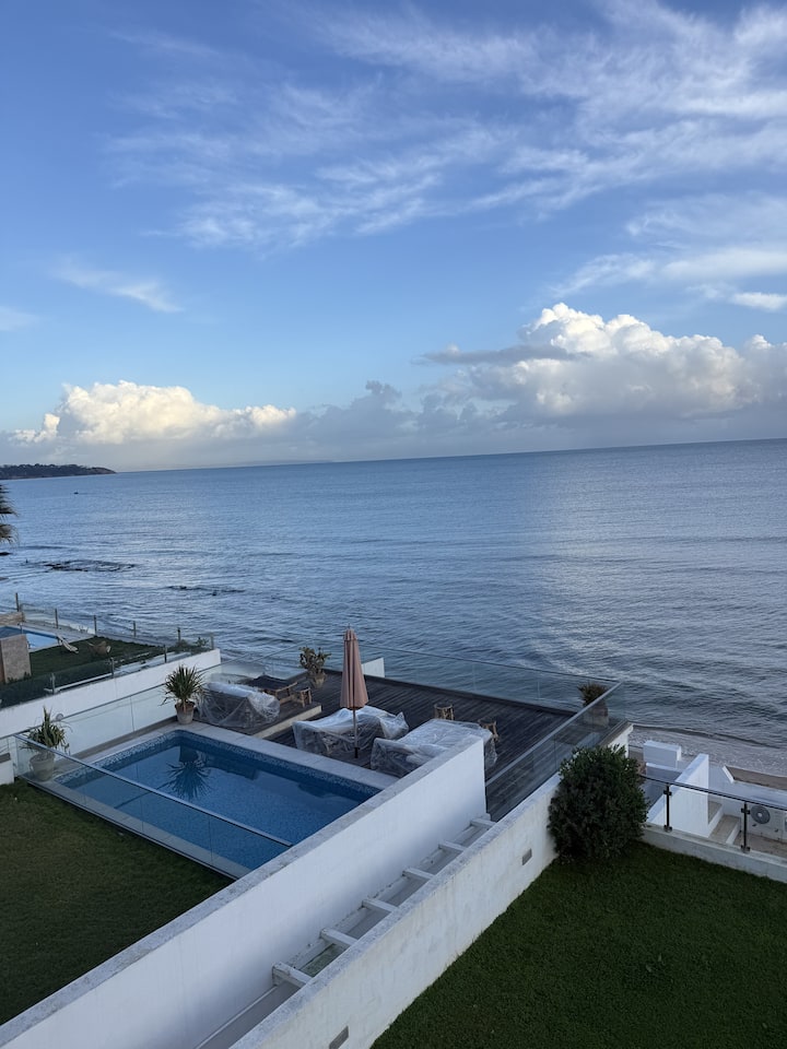 Maison Pied Dans L'eau: La Marsa Plage - La Marsa