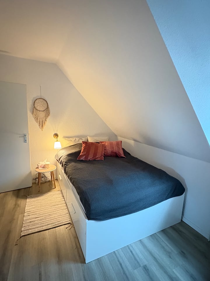 Cozy Apartment, Fully Equipped & Centrally Located - Seelze