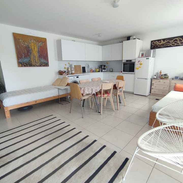 Séjour Dans Le Confort : App Cosy Et Fonctionnel - Le Cannet