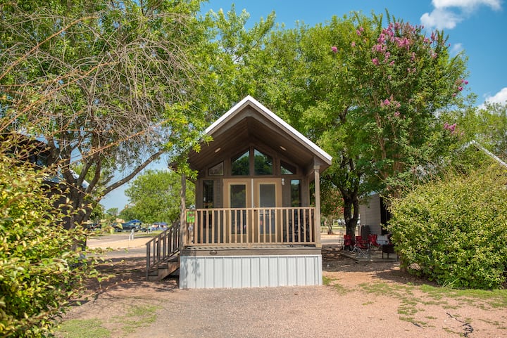 Preferred Hill Country Cottage - Kerrville, TX