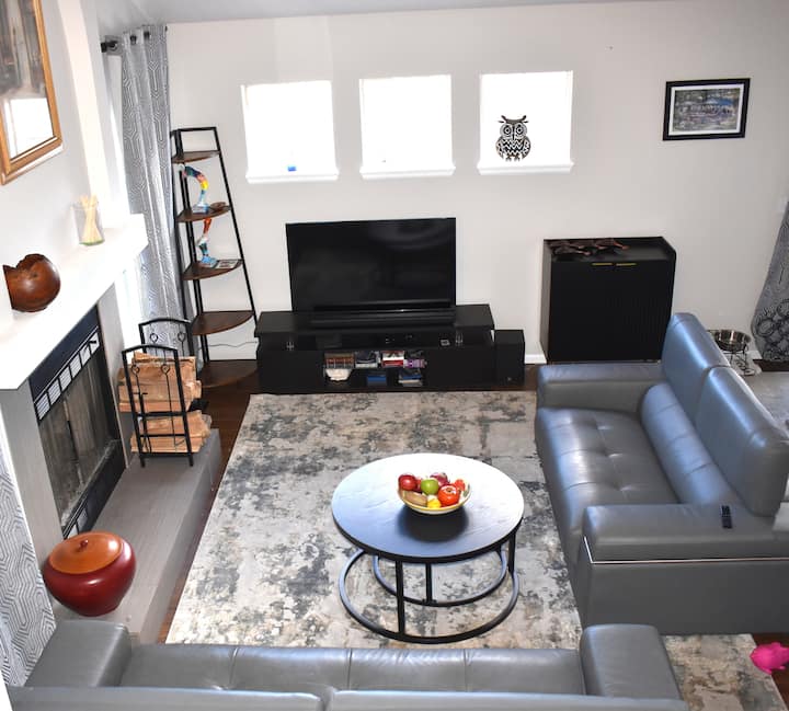 Luxury Jewel In Westminster - Civic Center - Denver
