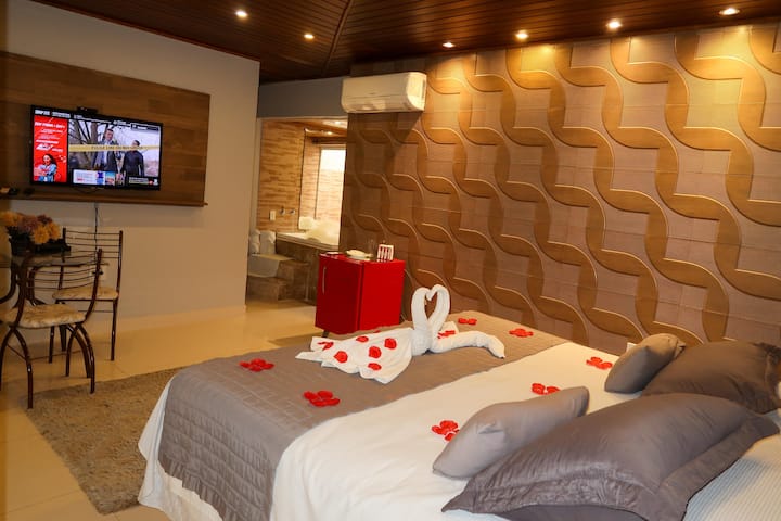 Linda Suíte C/ Hidro E Cama King | Pousada Recanto - Penedo