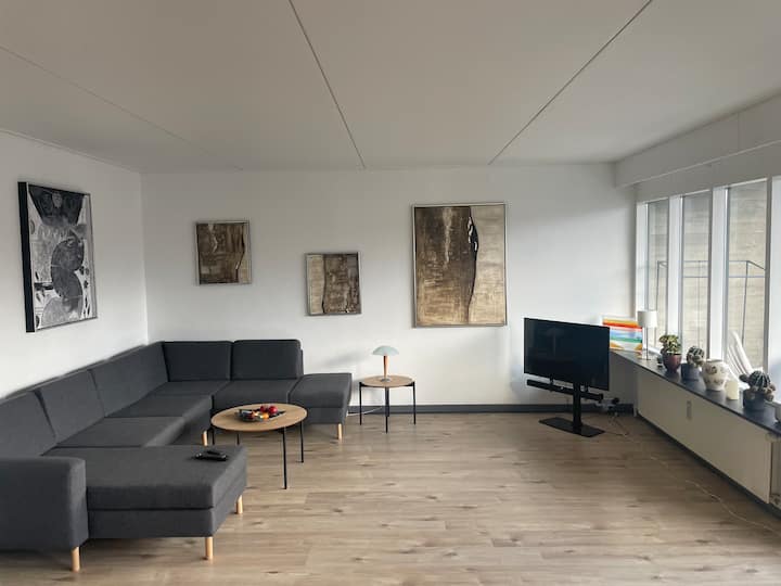 Nyrenoveret Attraktiv Lejl. Midt I Aabenraa - Aabenraa