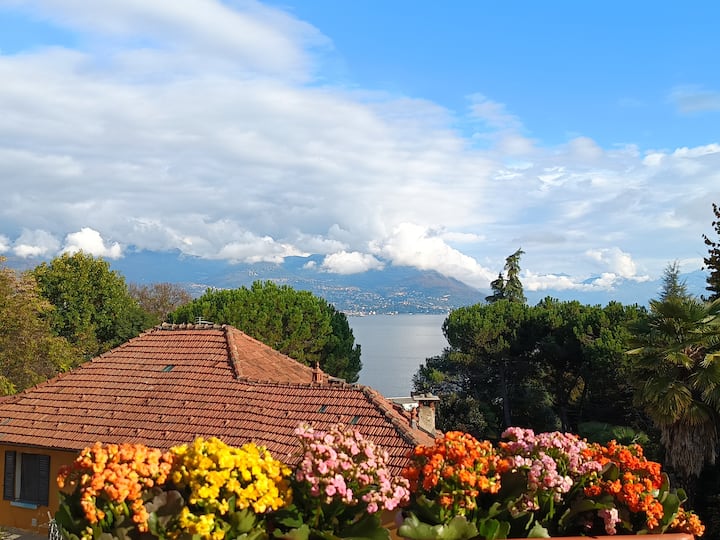 "Lakе Maggiorе Gеm G0ld" - Stresa