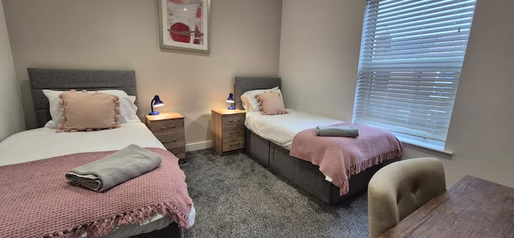 2 Bed House In Doncaster Near Station / Hospital - Doncaster