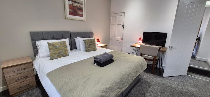 St Johns - 2 Bed House In Doncaster Free Wifi - Doncaster
