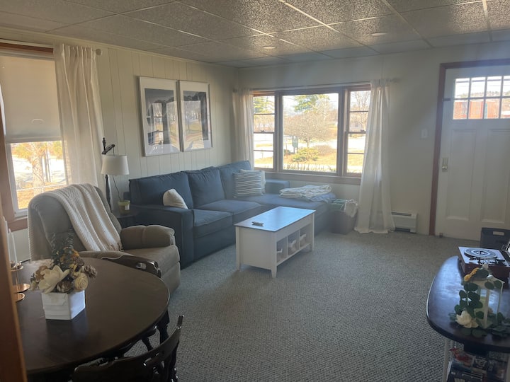 Cozy 3br Lakefront House - Laconia, NH