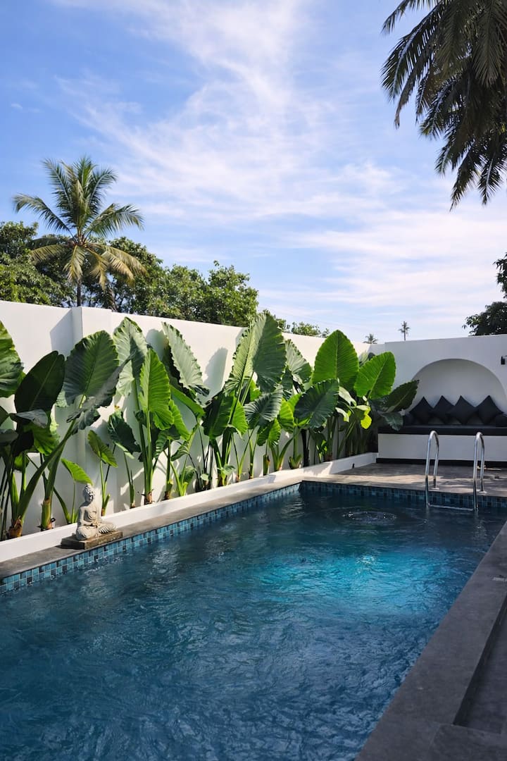 Serene Portuguese Boho Villa • Private Pool • 4bhk - Goa