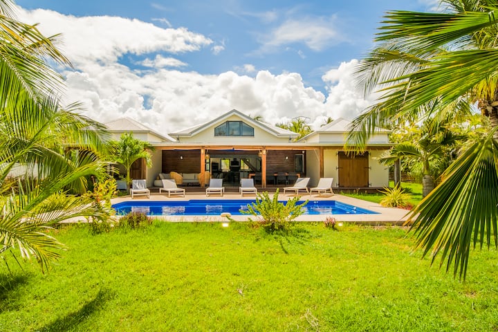 Villa Solemaris - Piscine - 10 Pers - Saint-Gilles les Bains