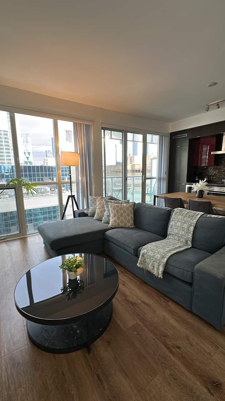 Unit For 4 By The Core With 3 Beds - Port Hope